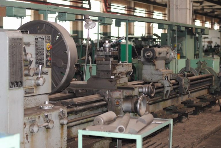 POREBA Heavy Duty Centre Lathe POREBA TPK90A/5M, capacity DxL 930×5000 ...