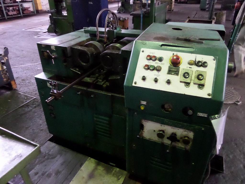 WMW Thread Rolls UPW 25.1, pressure 25t, max workpiece dia/length 100× ...