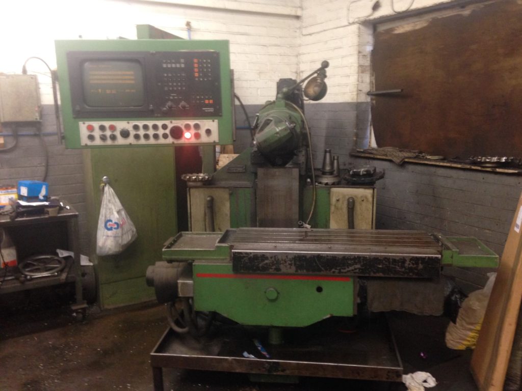 HURON CNC MILLING MACHINE MU3 – 750mm in X,Heidenhain TNC 151 ...