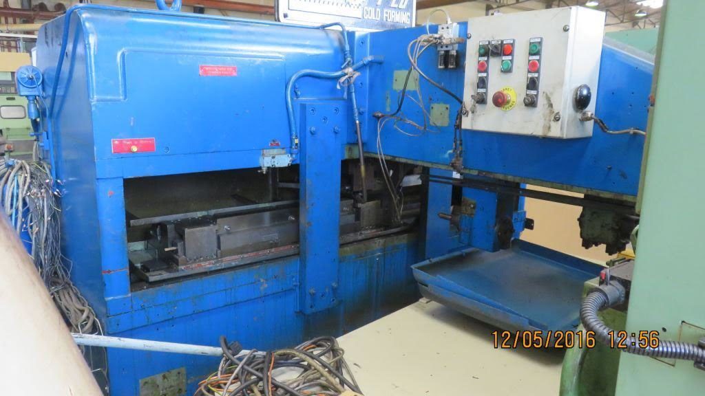 EXCELLO ROTO FLO 3225 (2 off available) stroke 760mm x 41mm max ...