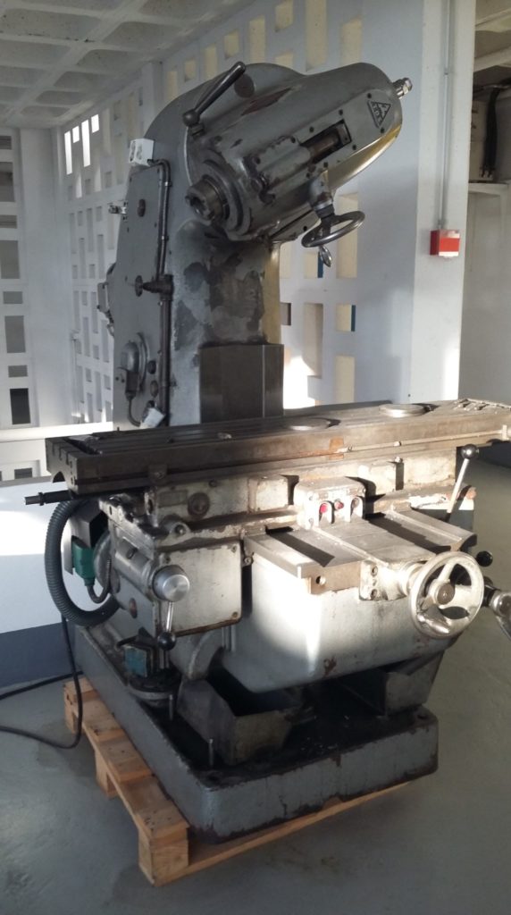 TOS Universal Mill FA3V – 1350 x 300mm table | Machinery Delivery