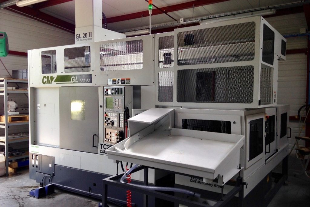 CMZ turning centre TC25YS GL20II (2013) 5200hrs spindle, Y axis ...