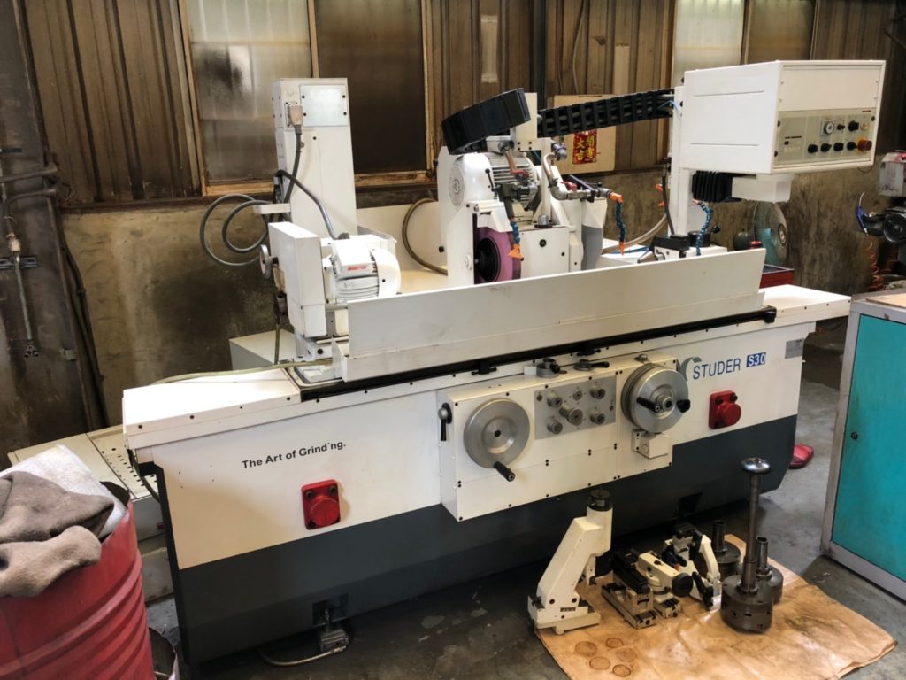 STUDER Universal Grinder S30-1 (2000) with internal grinding. Excellent ...