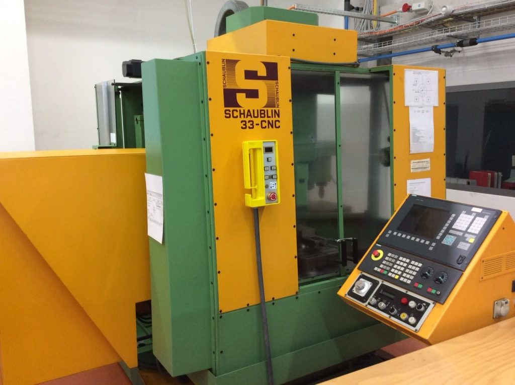 SCHAUBLIN UNIVERSAL MACHINING CENTRE S33 With retrofitted SIEMENS ...